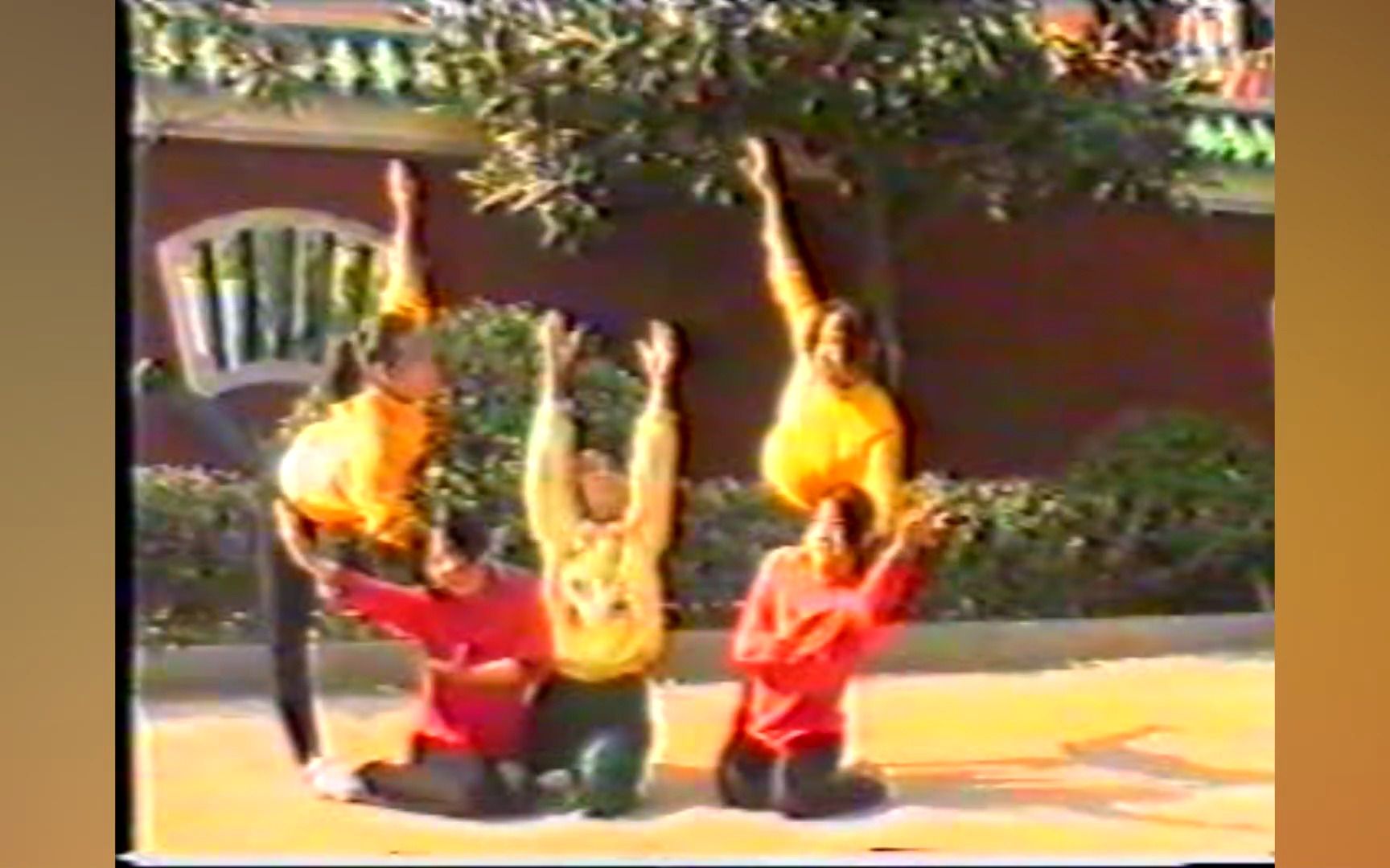 水泥地面上盛开的绚丽青春——1994年汉寿二中舞蹈队训练表演记录