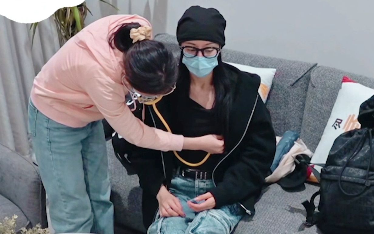 想象不出来究竟有多累她才会随身携带速效救心丸…