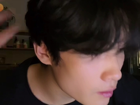 黑眼圈的羊驼7月16日