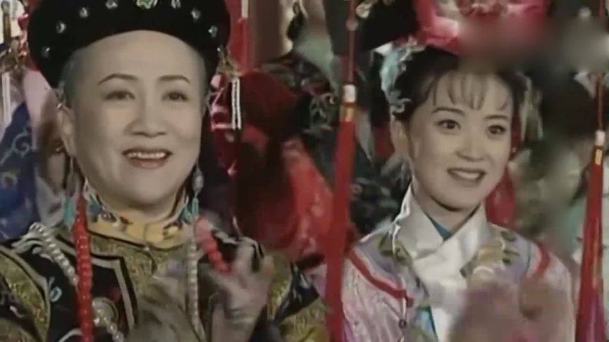 还珠格格:香妃惊艳出场,小燕子大呼太美了又引来老佛爷注目!