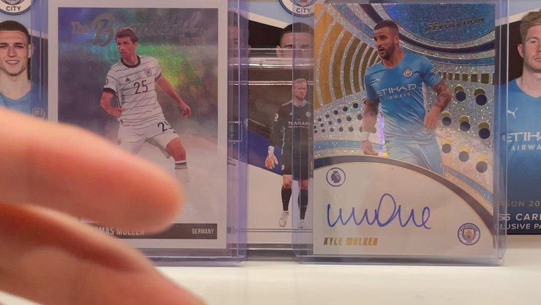 ...故事征集活动 只要热爱球星卡的小伙伴都可以参与 有精品签字赠送哦!