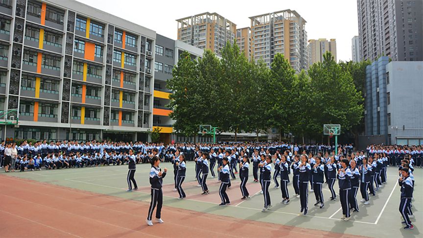 西安这所高中实行教研组长责任制 构成学校管理的一大特色