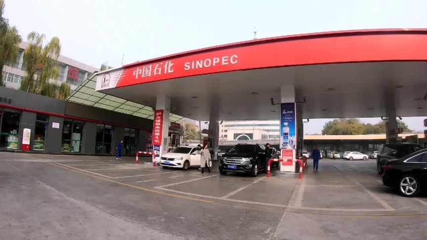 龙城安全宣传行,数字城管带您走进中石化加油站