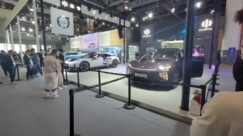 来自杭州车展 Hiphi 的 car show