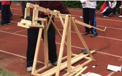 高中生校内活动——自制Trebuchet(投石机)比赛作品