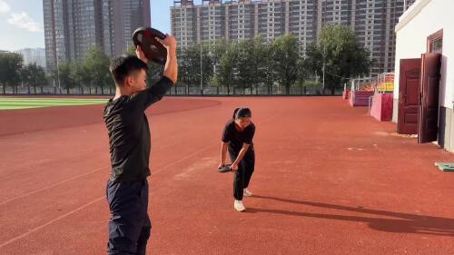 从动作开始,构建正确的动作模式,找到发力的感觉