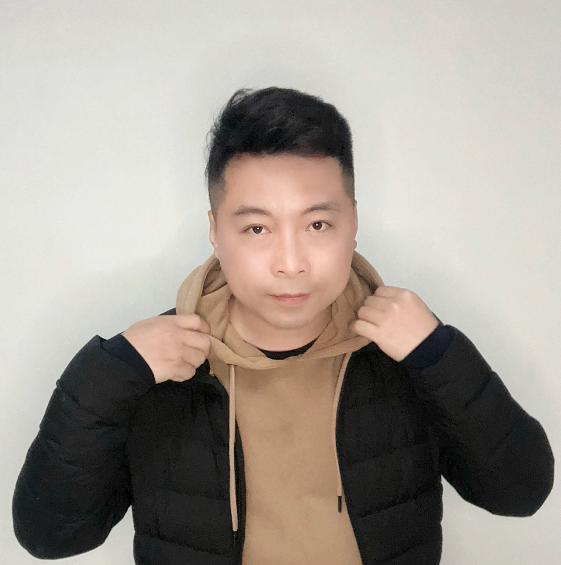 魏玉龙色彩 