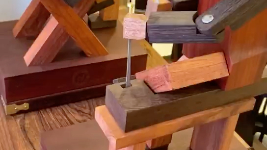 全屋定制的木工制作工艺ߘ�今天它来了