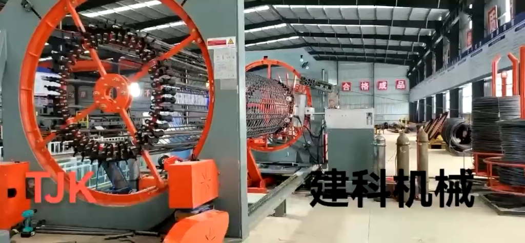 数控钢筋笼滚焊机,全自动焊接,机器人焊接,钢筋加工。马:13502132987