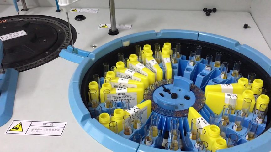 国家政策越来越好 给我们也配发了生化机器 #医生的日常 #乡村