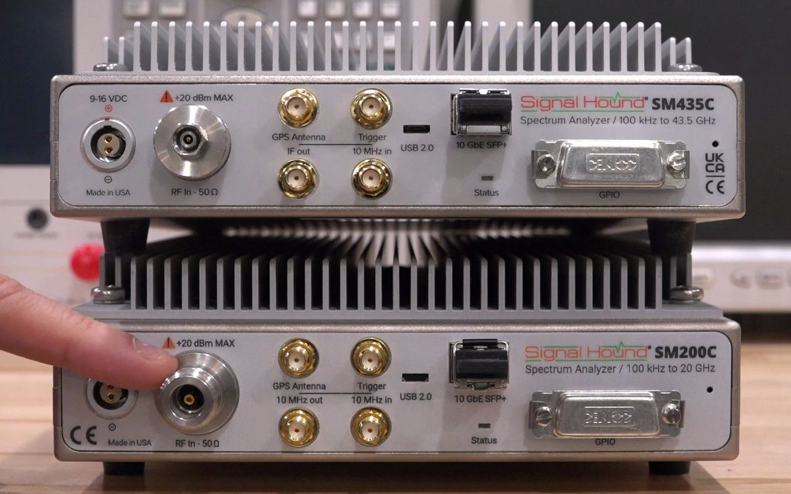 Signal Hound SM435C 43.5GHz 实时频谱分析仪评测、拆解与实验