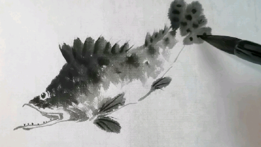 【国画绘画过程】水墨鳜鱼及小鱼