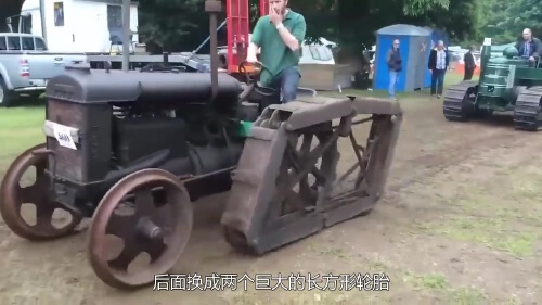 不可思议的方形轮拖拉机,轮胎不断滚动变换形状,原理是什么?
