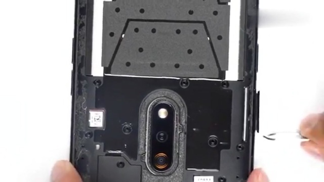 Realme X屏幕拆解更换教程