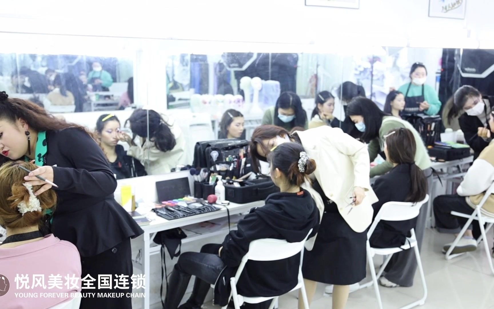 昆明化妆学校推荐,昆明十大化妆学校