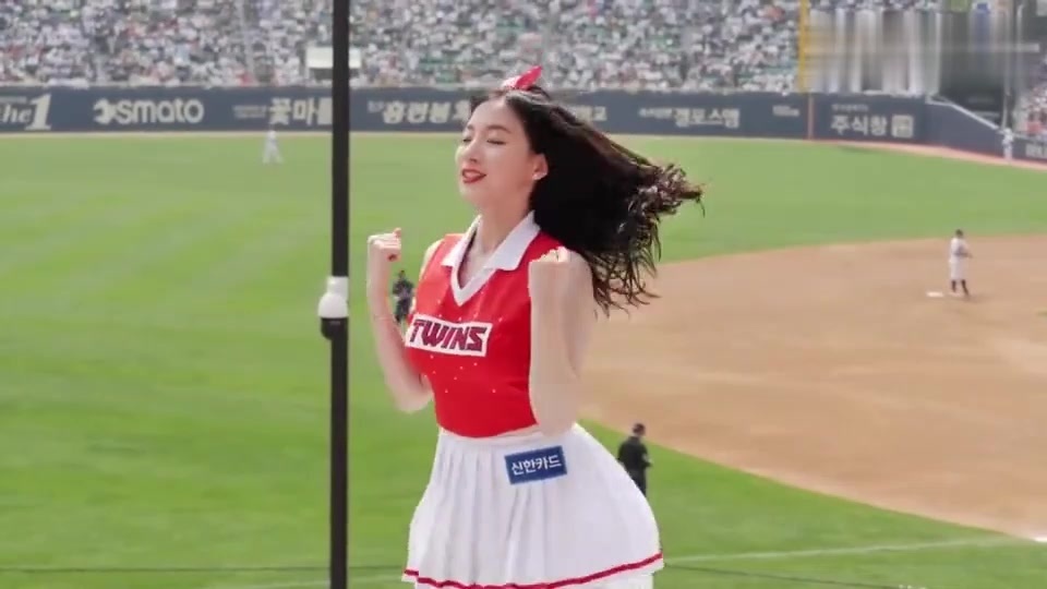 这是我见过最简单的啦啦队舞蹈