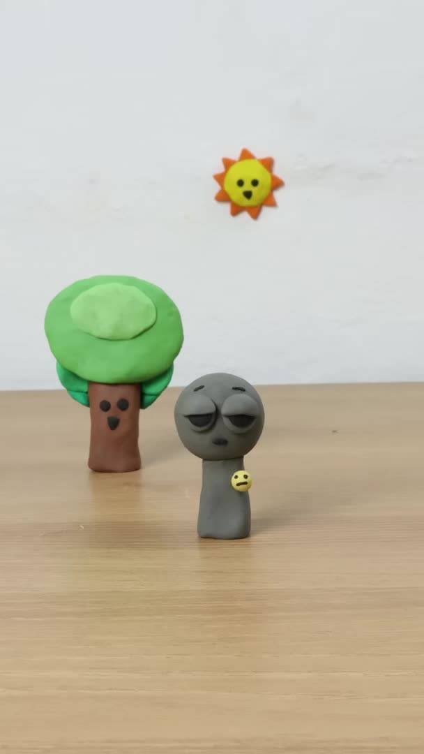 小玩偶的橡皮泥手办