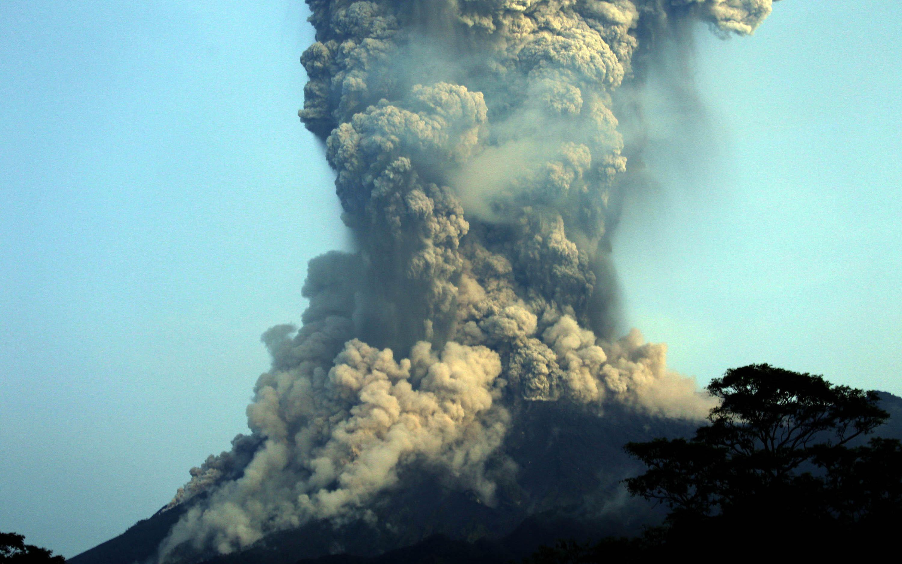 印度尼西亚注定是一个火山和地震多发的国家