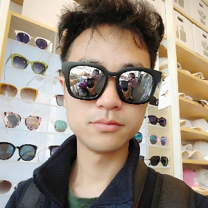 真男看 