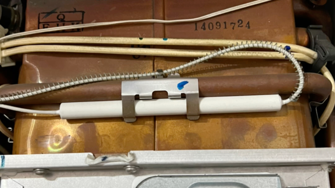 ...版24升燃气热水器➕全屋中央供暖水➕浴缸恒温热循环(追焚)沐浴功能;
