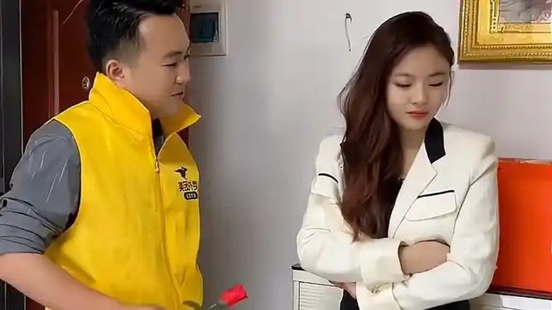 你在你老公不珍惜,还嫌他脏