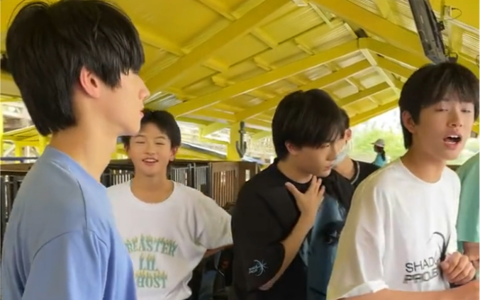 【朱志鑫】tf家族三代重庆欢乐谷花絮全