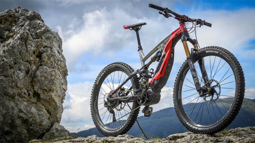 摩托大佬杜卡迪进军自行车领域,推出电动自行车,4.8万骑回家!