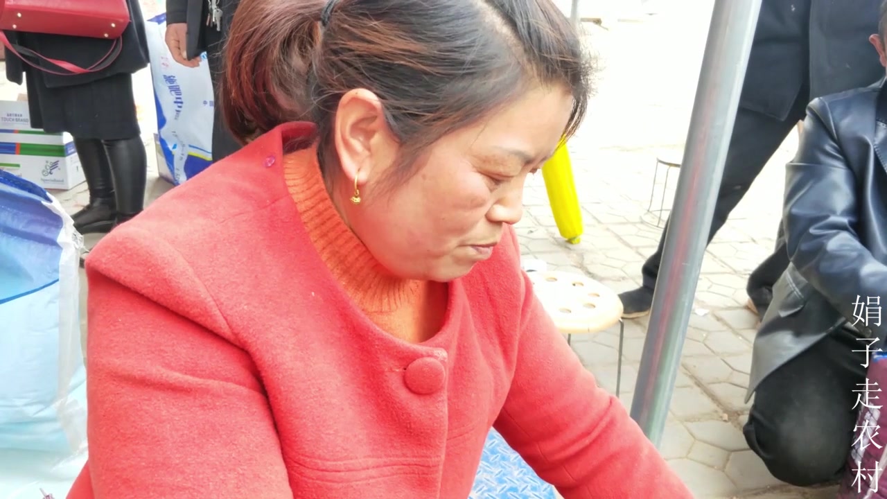 农村种植花生的越来越多,种子店老板告诉你怎样种植才能高产