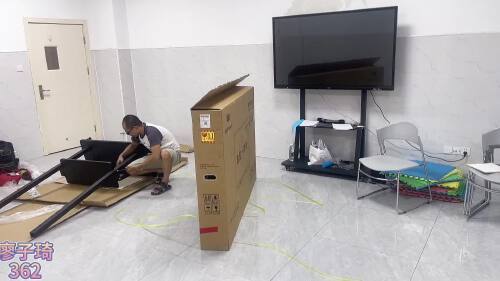 送装一台75寸教学触控一体机适合教学会议投屏!