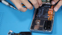 最全面的5G手机!拆看给你看不一样的华为荣耀X10这些地方是重点