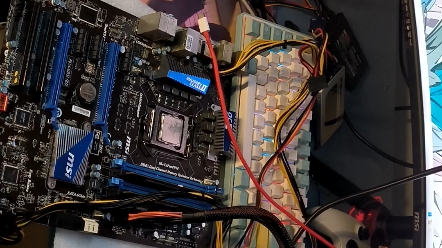 闲鱼举证视频 黑屏无信号 键盘灯不亮 显卡 电源散热好的 其他卖家的