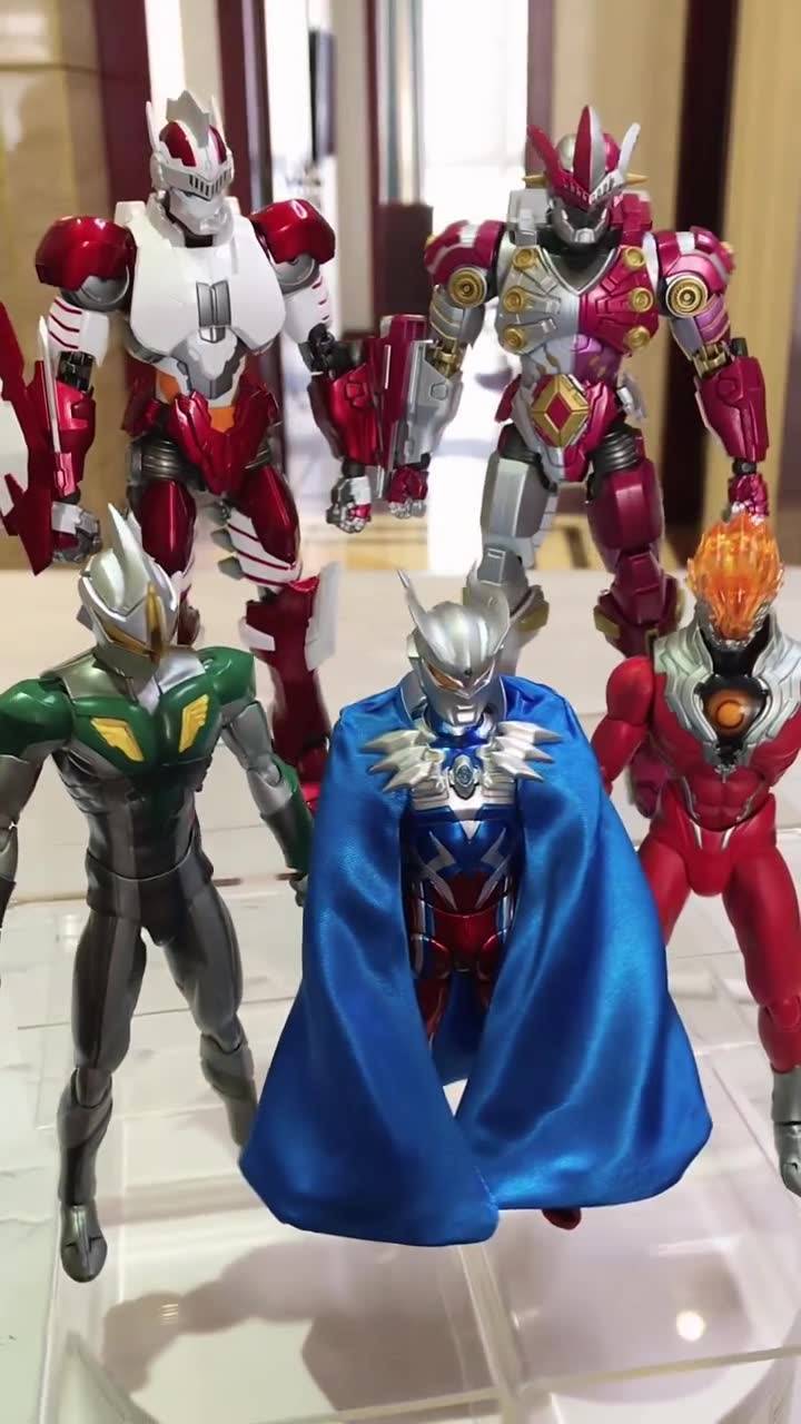 超可动模型,精准还原战斗姿态