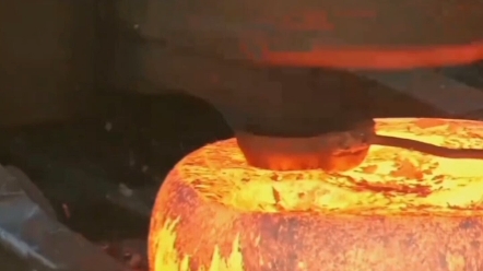 遥控坦克加工中