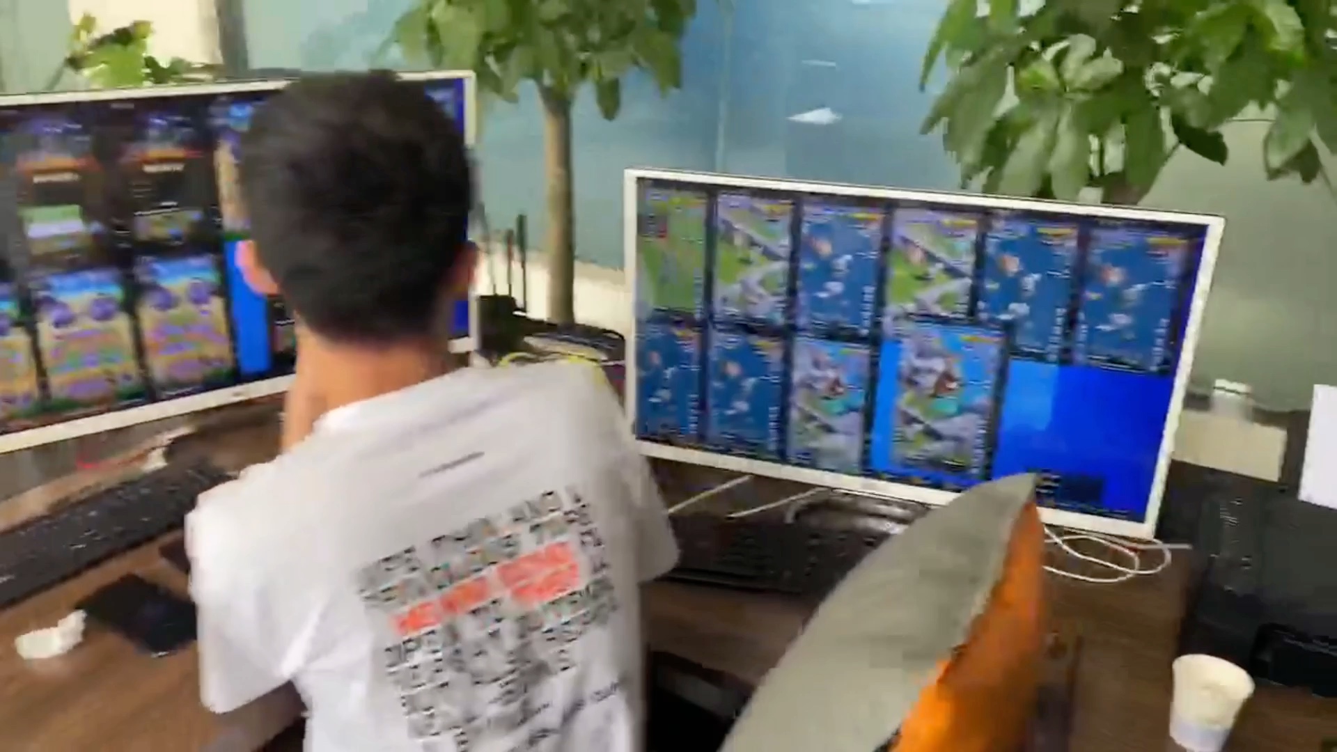 游戏搬砖最新玩法,无风,门槛:有电脑就可以,单台350左右,支持实地考察,...