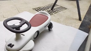 乐卡扭扭车改电动扭扭车