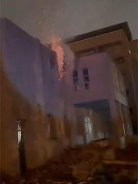 突发!伊朗科技大学遭美以空袭,视频显示"大片校园建筑沦为废墟"