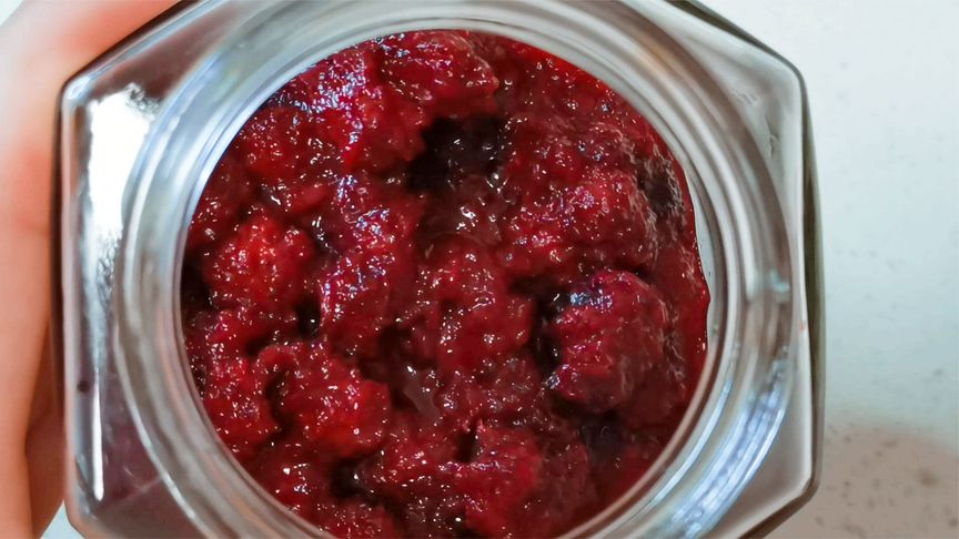 吃不完的杨梅做果酱,酸酸甜甜可口开胃,相信你也会喜欢