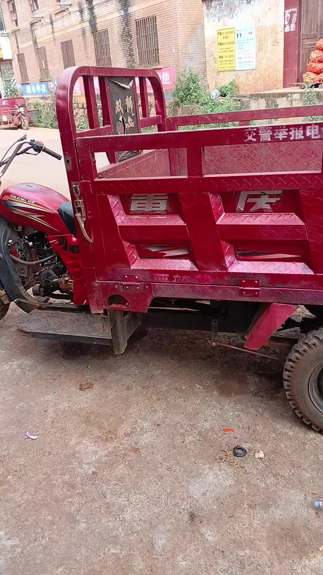 #记录生活 #农用三轮车 #总有一款适合你