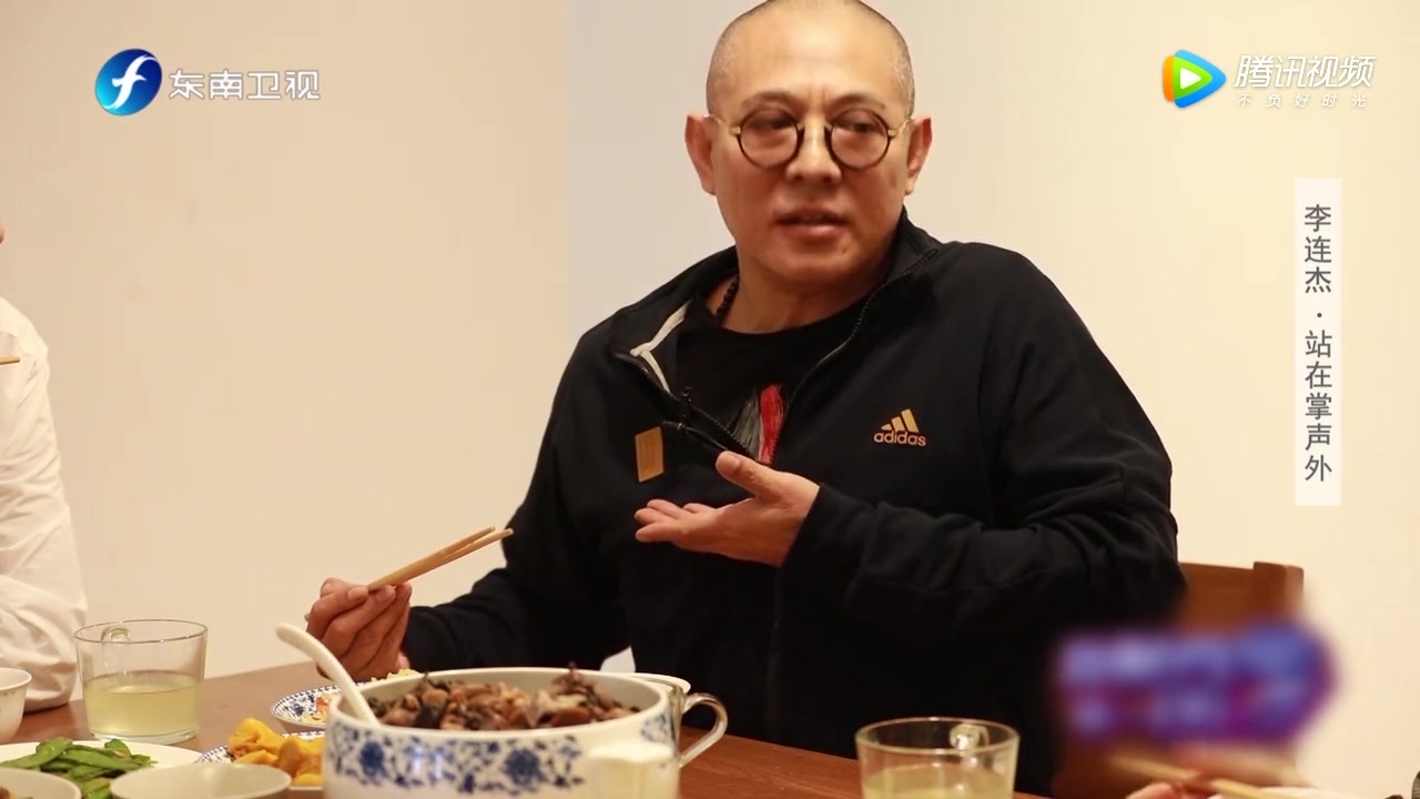 【李连杰谈被死亡】李连杰亲口爆料曾在面临死亡时,愿花百万只为买...