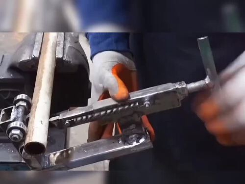 工作技巧。割管小工具