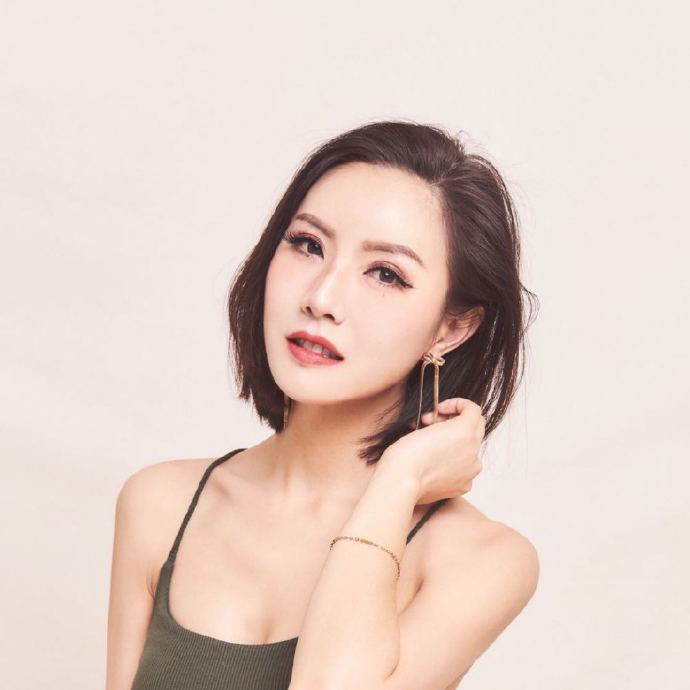 Coca谢晓晔 
