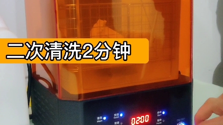 让我们看看3D打印机是如何打印出牙模、并后处理和装配的过程