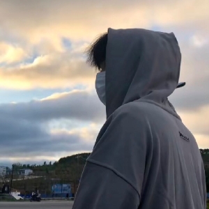 王同学不想更新 