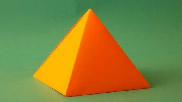 折纸金字塔,如何用一张纸折一个金字塔