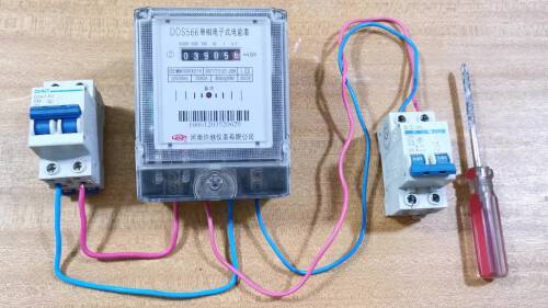 功率太大,电表的量程太小怎么办?教你加个互感器,不用更换电表