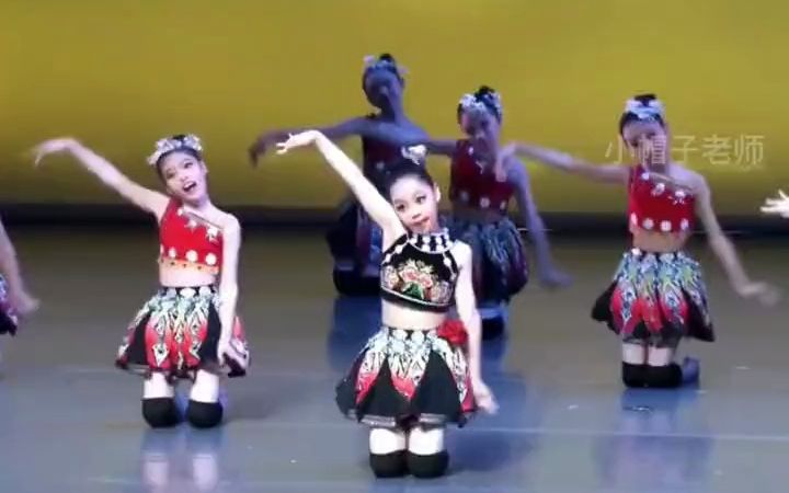 《苗家姑娘》苗族舞蹈,少儿民族舞,音乐节奏动听 民族舞蹈 幼儿舞蹈 ...