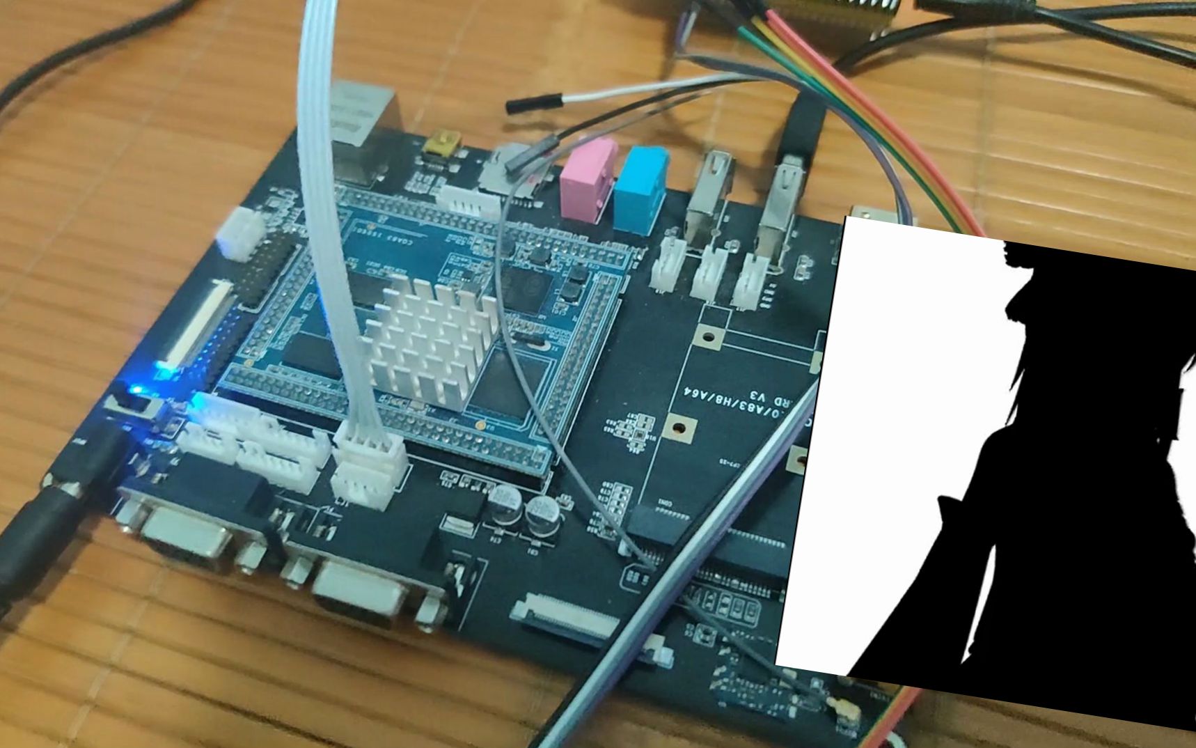 有屏幕的地方就有BadApple! Linux开发板 C++OpenCV I2C OLED12864