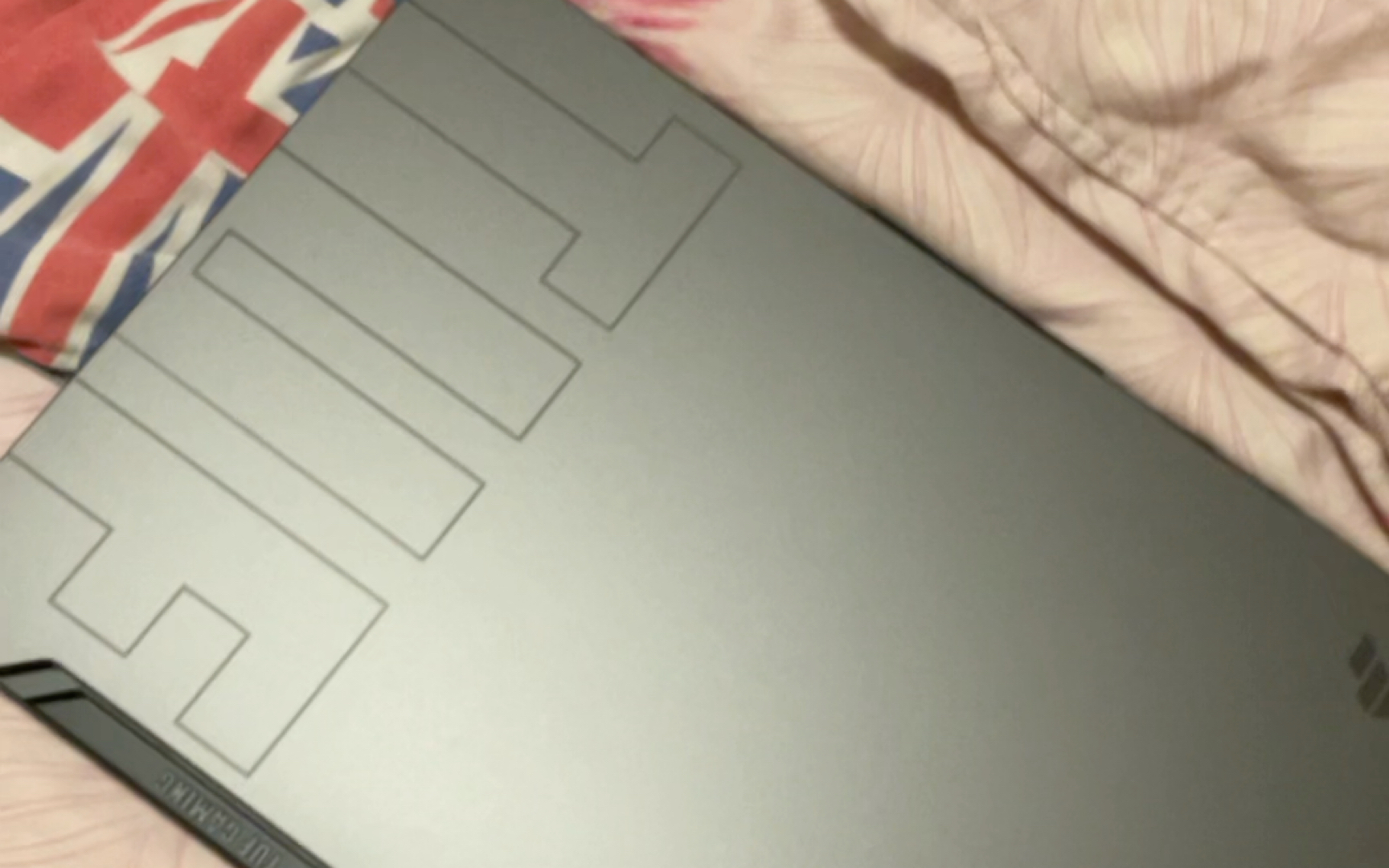 美版天选2 FX706HE开箱 华硕(ASUS) FX706HM 天选2Plus的美版