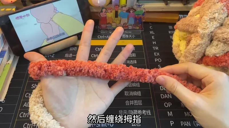 跟着阿呆用手指织围巾