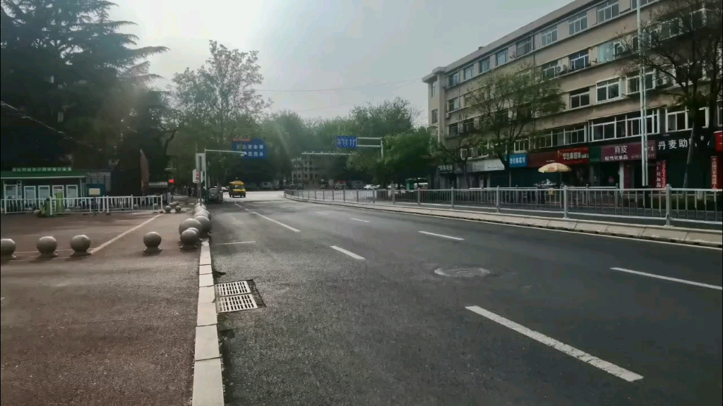 ...[新车上线]烟台公交7路中车TEG6112BEV01新车南山公园进站视频